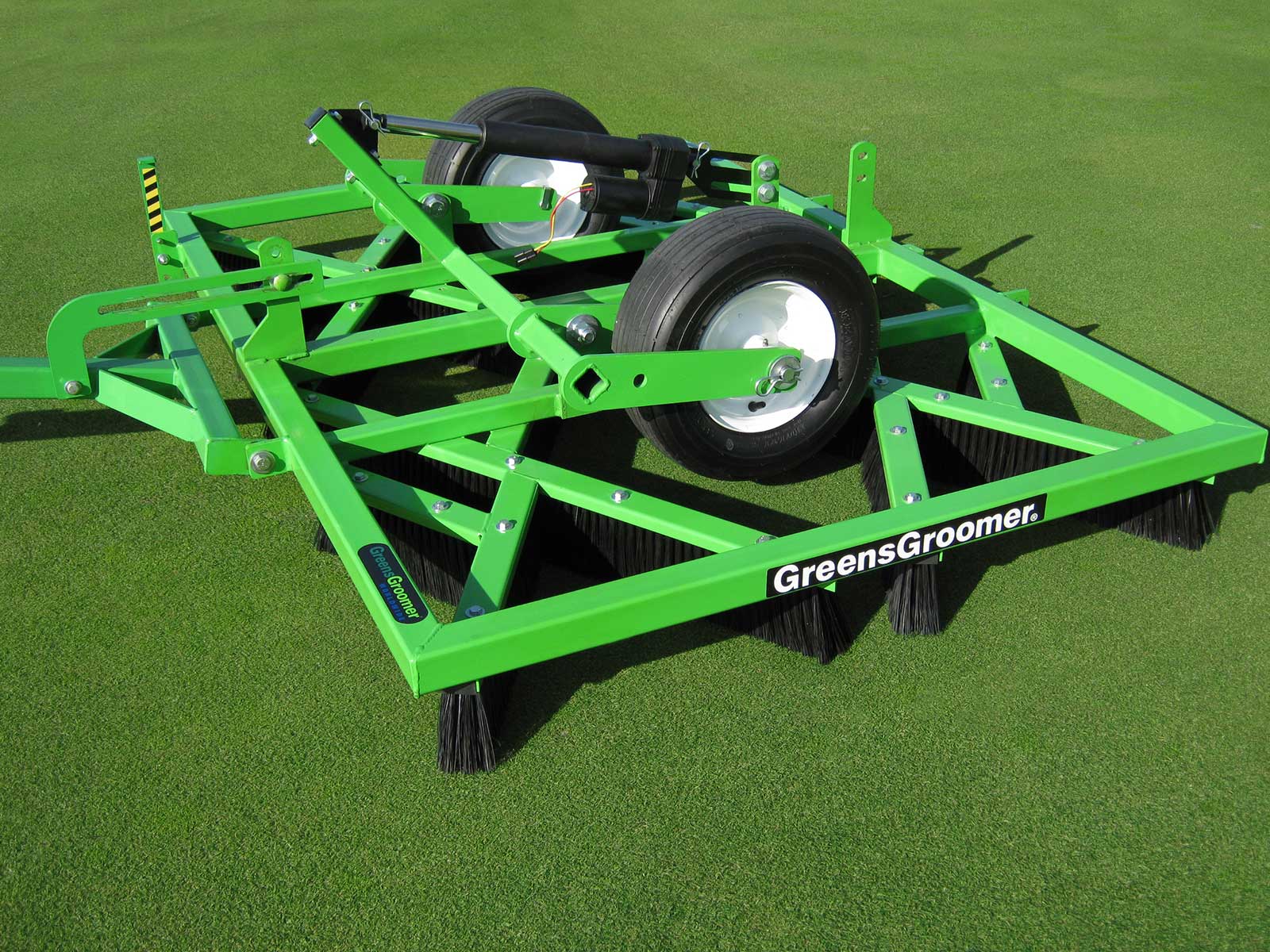 GreensGroomer Brush Golf & Turf – Dint Golf Solutions